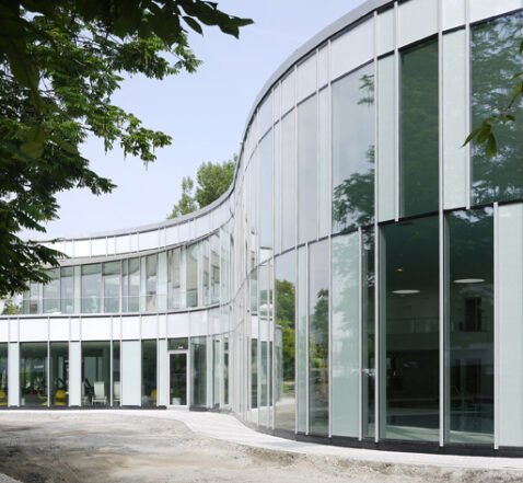 Glas Trösch: Lively façade plays with OKALUX K | GlassOnline.com - The ...