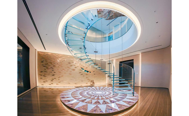 NorthGlass 5-tonnes floating staircase | GlassOnline.com - The World's ...